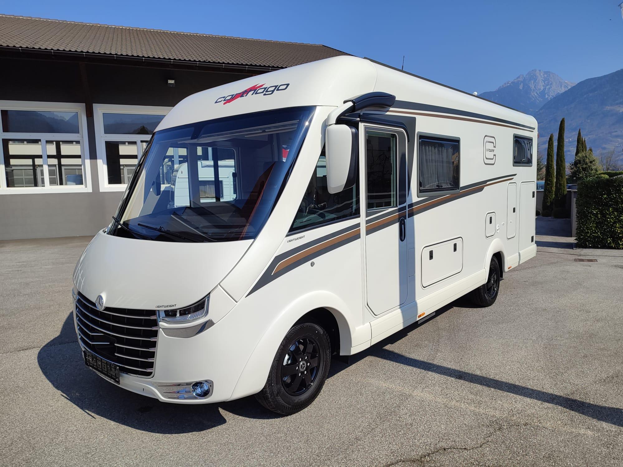 Camper Nuovo Motorhome Carthago c-tourer I 143 LE Mercedes-Benz (in ...