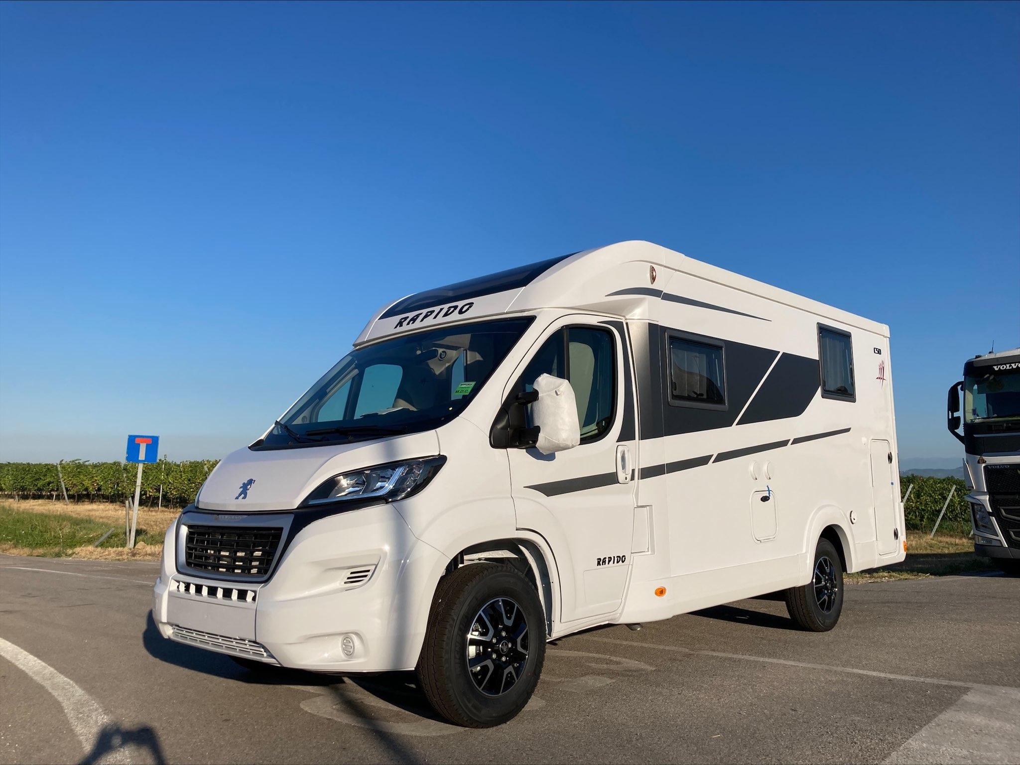 Camper Nuovo Semintegrale Rapido C50 Guglielmi Autocaravan Lonigo ...