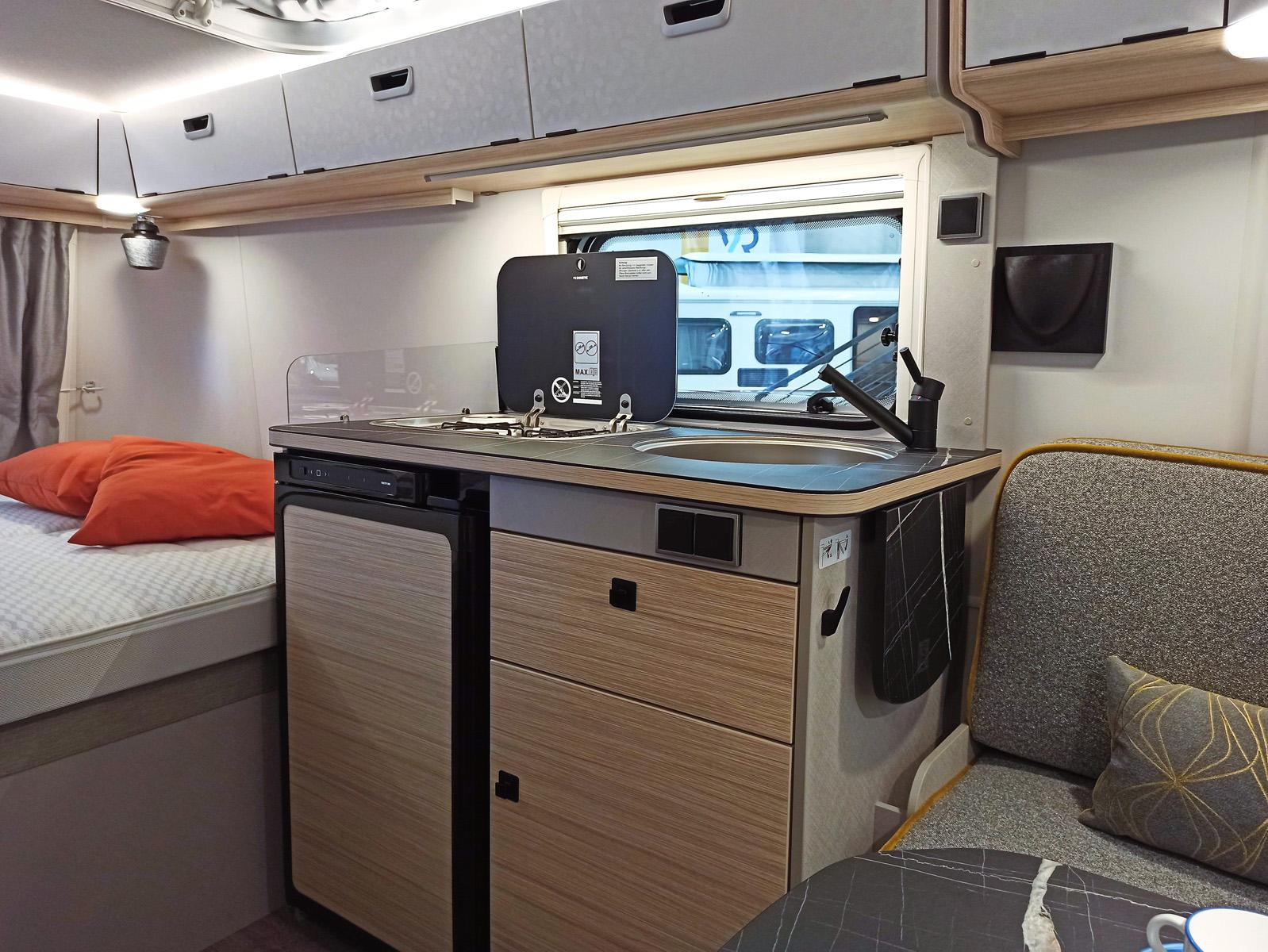 Km. 0 Caravan Eriba Touring 310 2025 VR Camper Druento | CamperOnLine