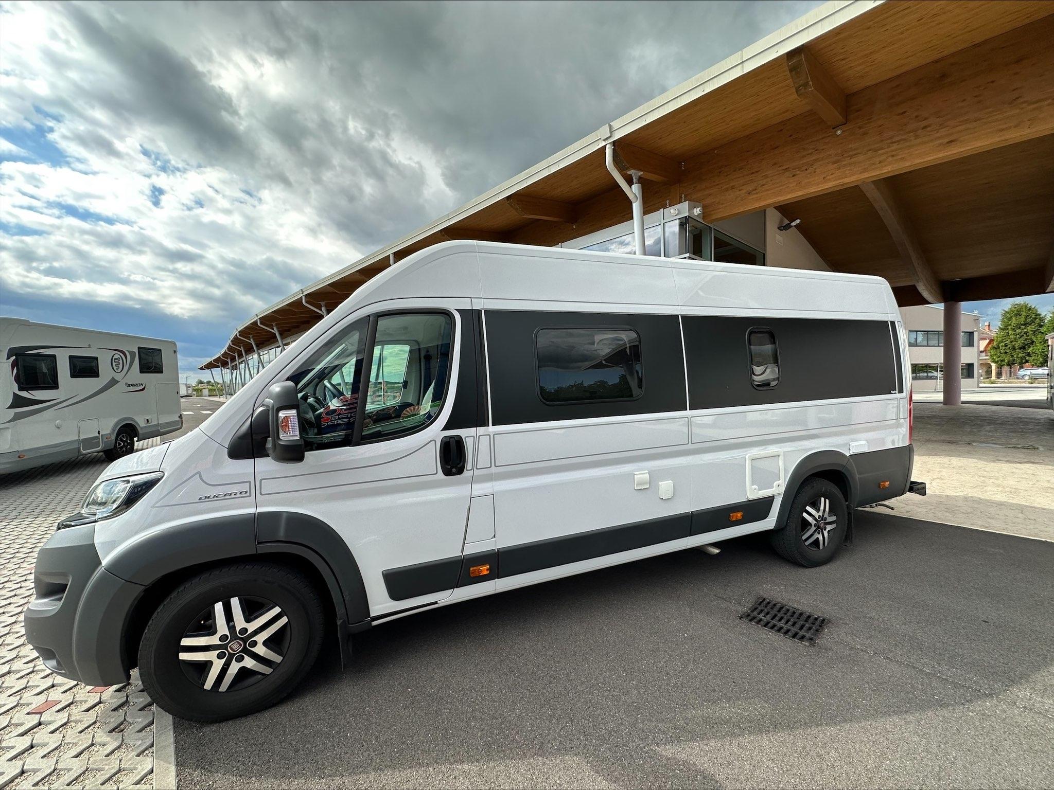 Camper Conto vendita Van, furgonato Mes Italia 640 2018 Guglielmi ...