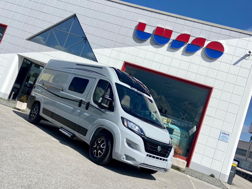 Camper Autocaravan Motorhome Caravan Nuovi - Lusso Caravan