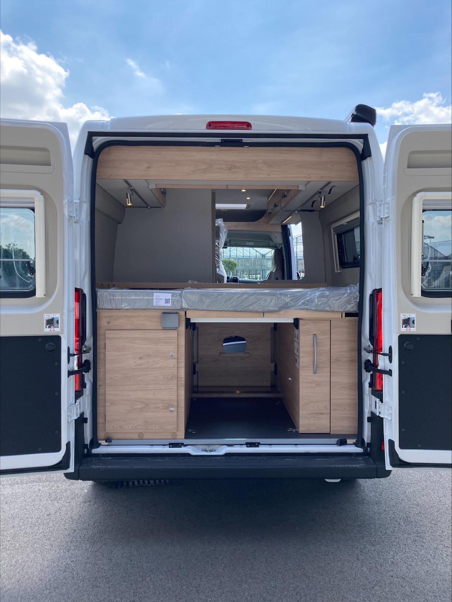 Camper Nuovo Van, furgonato Dethleffs GLOBETRAIL 600 Guglielmi ...