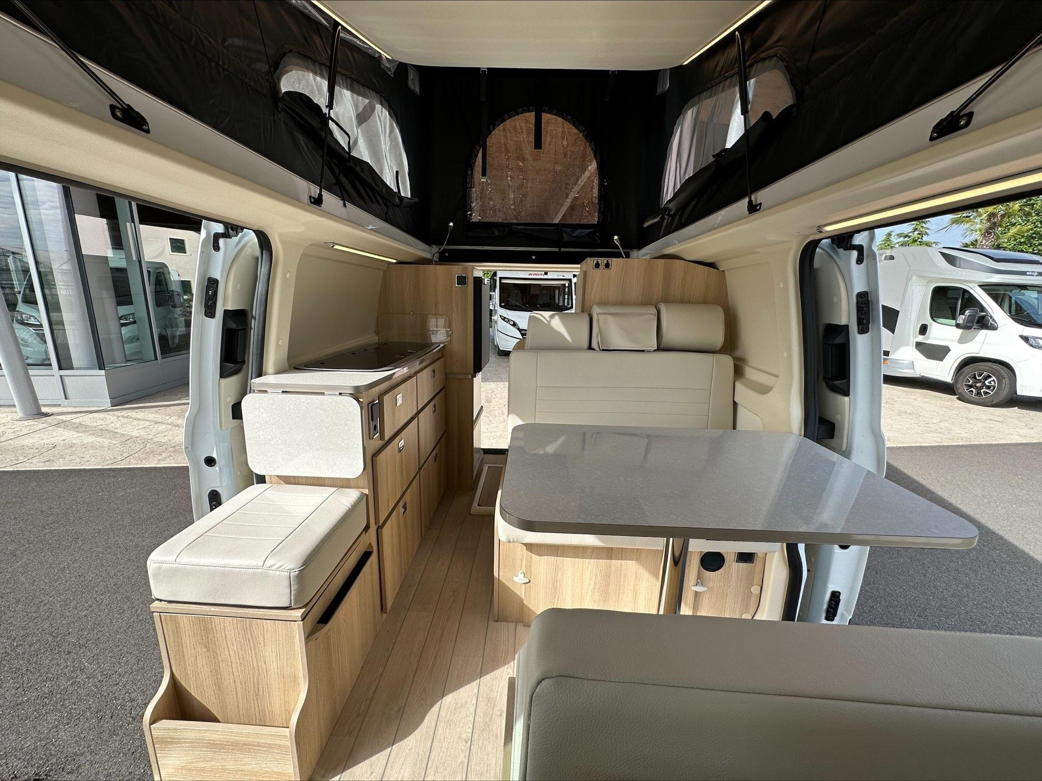 Camper Nuovo Van, furgonato Dreamer CAPLAND - cambio automatico ...