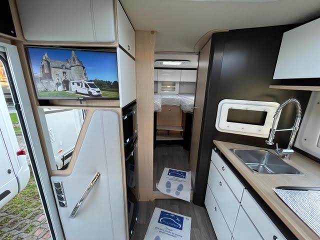 Camper Nuovo Motorhome Autostar Autostar Prestige Design 730LJ 160cv ...