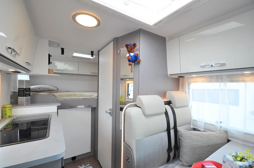 Camper Nuovo Semintegrale Etrusco V 5.9 DR Linea 80 Campalto | CamperOnLine
