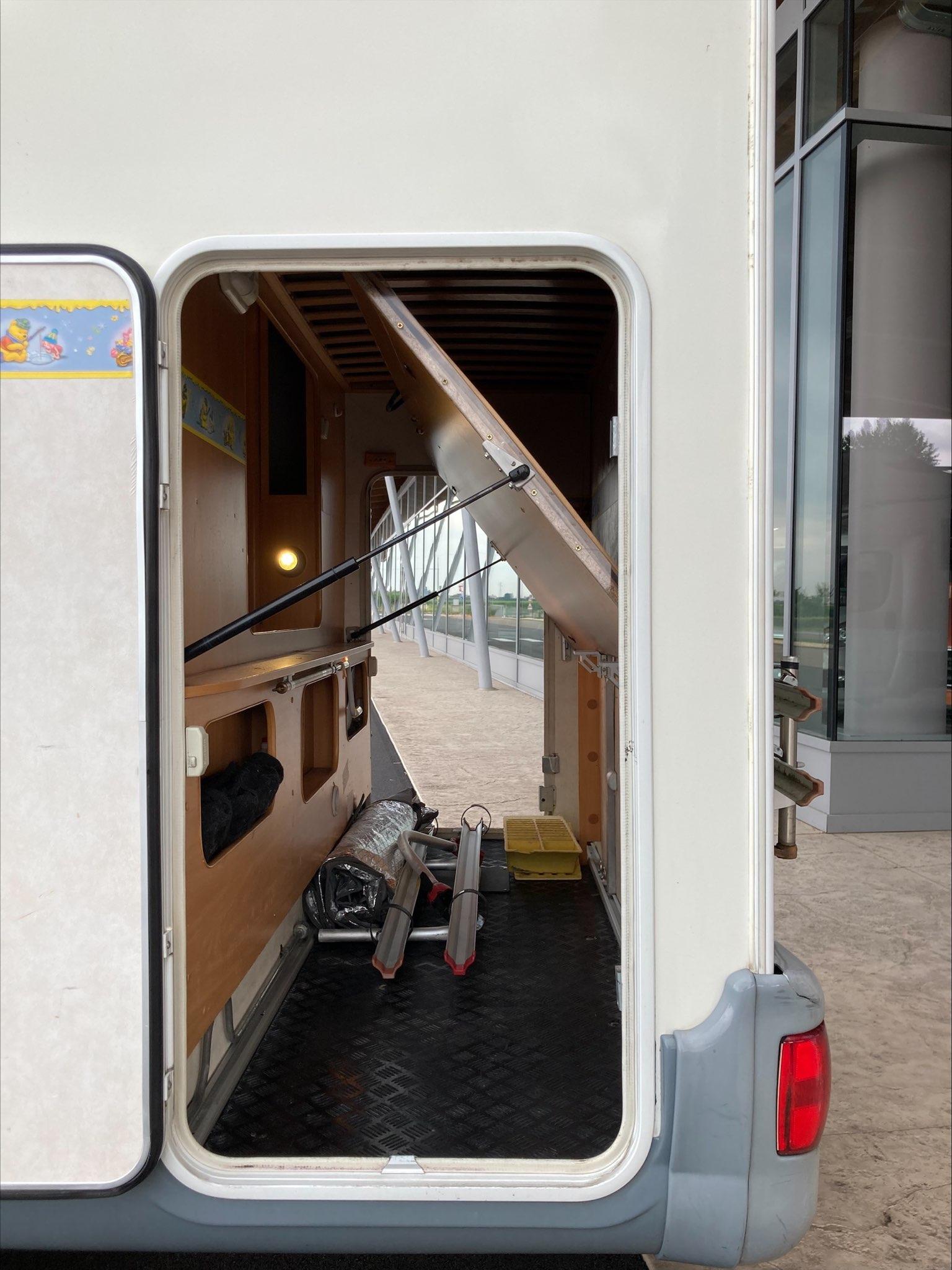 Camper Usato Mansardato Chausson WELCOME 8 2004 Guglielmi Autocaravan ...