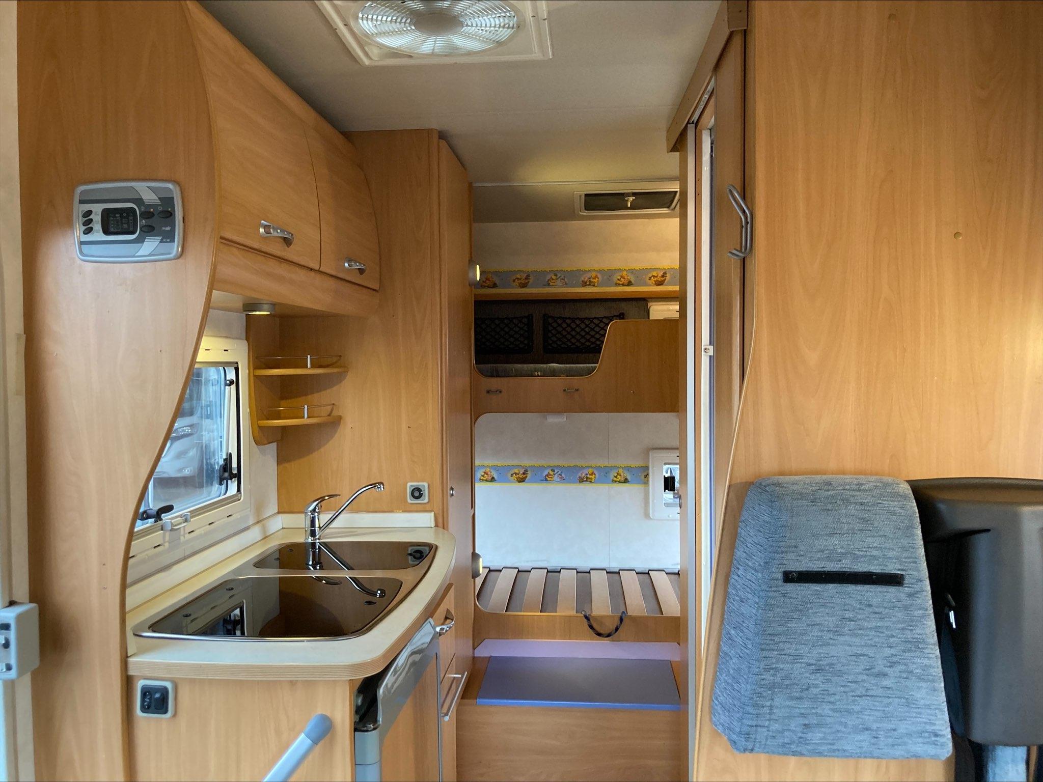 Camper Usato Mansardato Chausson WELCOME 8 2004 Guglielmi Autocaravan ...