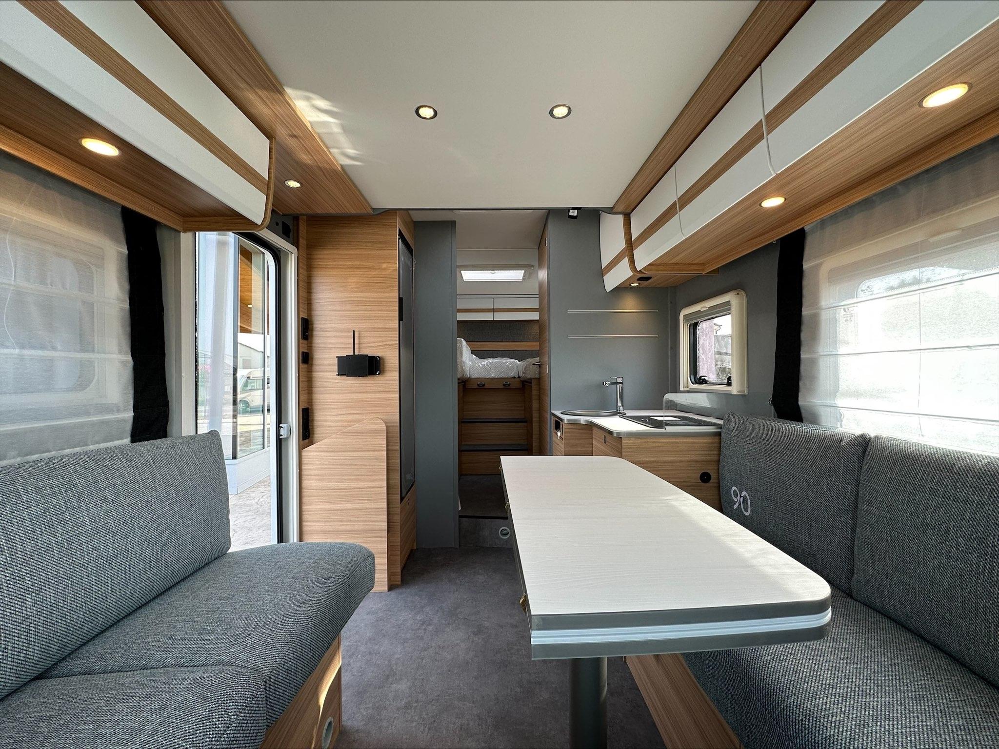 Camper Nuovo Semintegrale Dethleffs JUST 90 T 7052 EBL Guglielmi ...