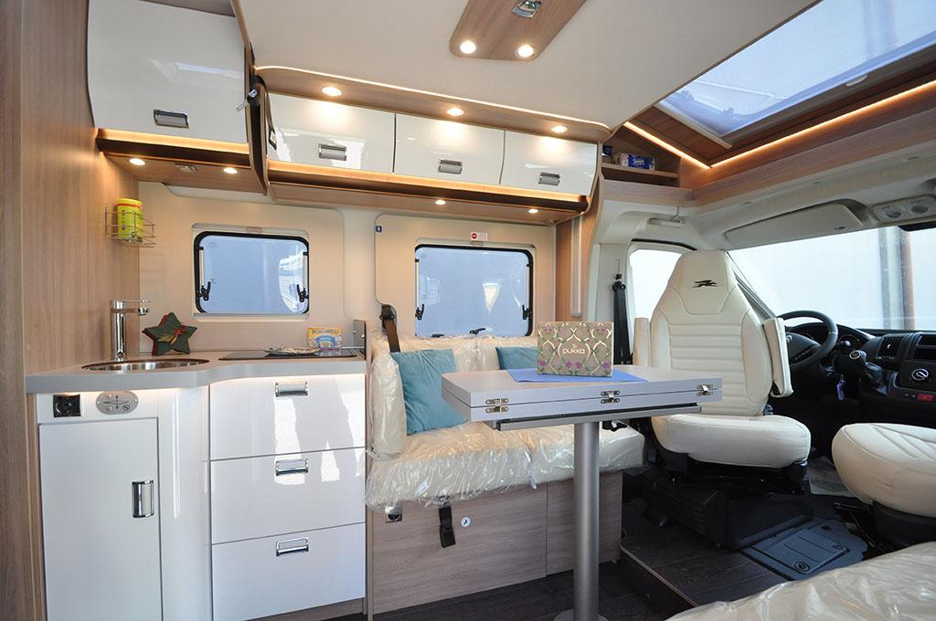 Camper Nuovo Semintegrale Laika Kosmo 509L Linea 80 Campalto | CamperOnLine