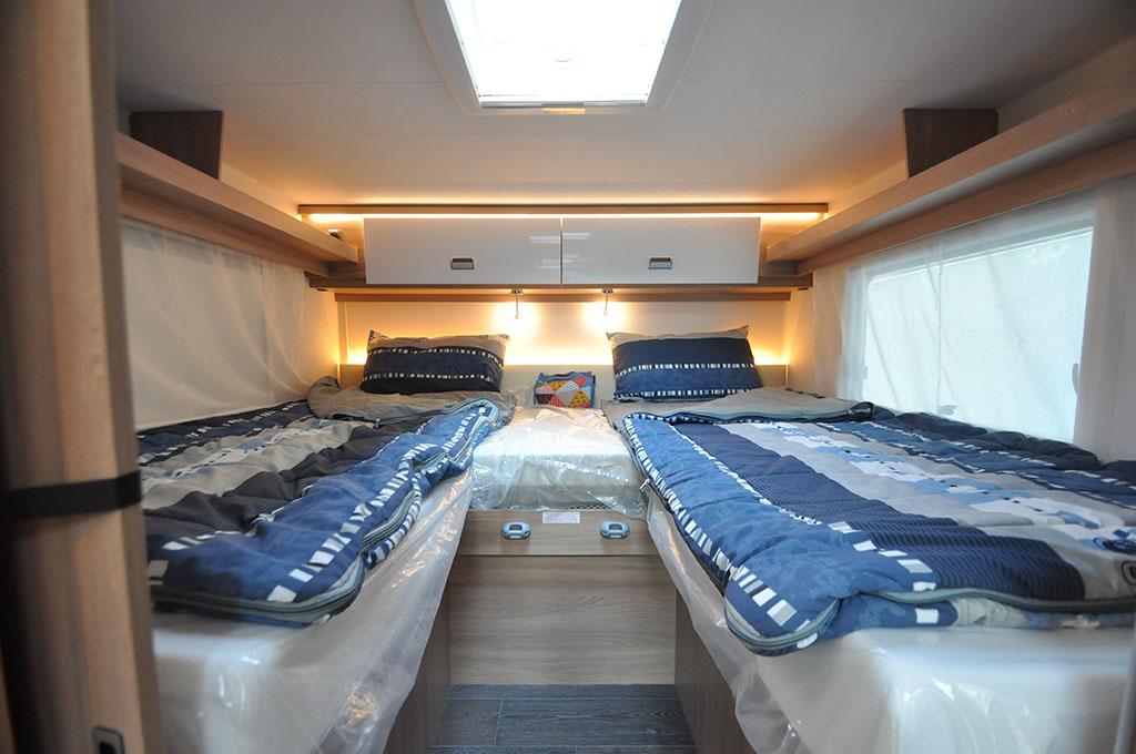 Camper Nuovo Semintegrale Laika Kosmo 509L Linea 80 Campalto | CamperOnLine