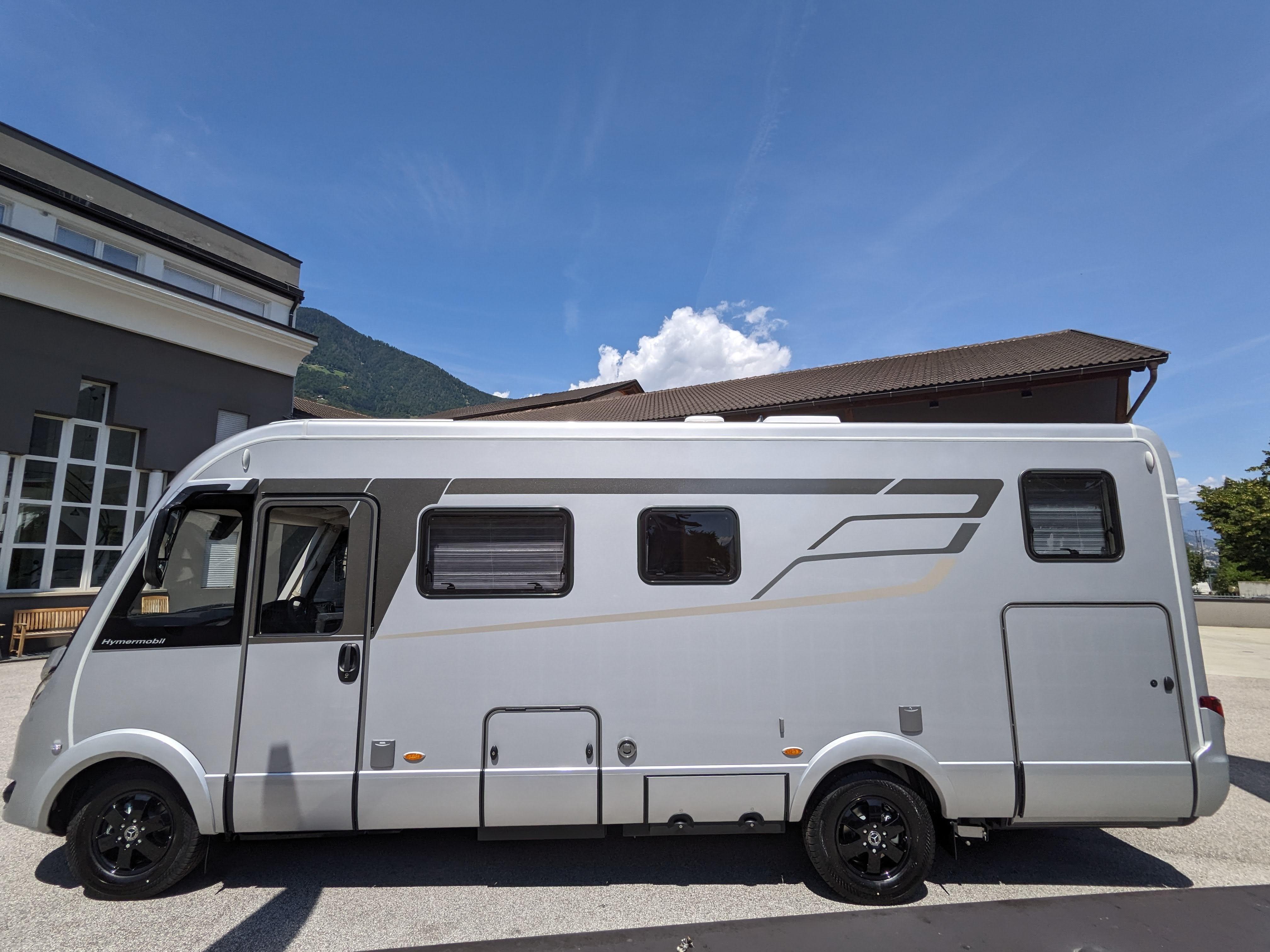 Camper Nuovo Motorhome Hymer B-Klasse Modern Comfort I 680 u-car ...