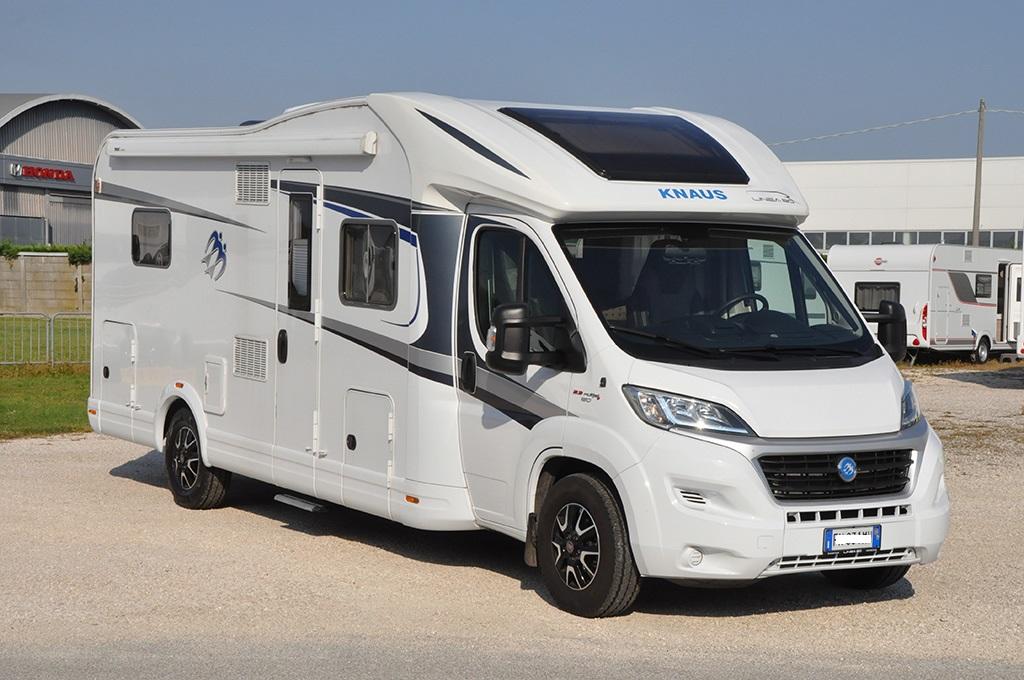 Camper Usato Semintegrale Knaus Sky Wave 700 MX 2018 Linea 80 Campalto ...