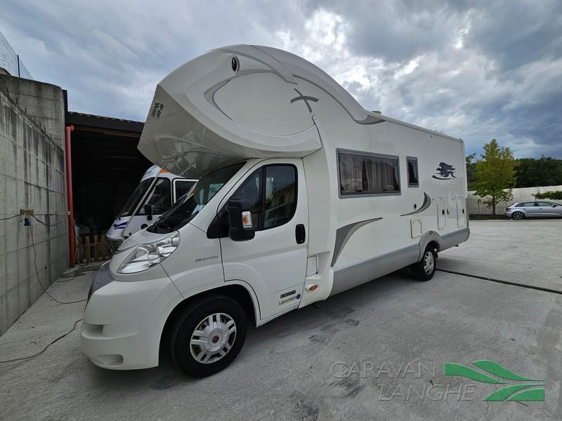 Camper Usato Mansardato Laika X700 2011 Caravan Langhe Treiso ...