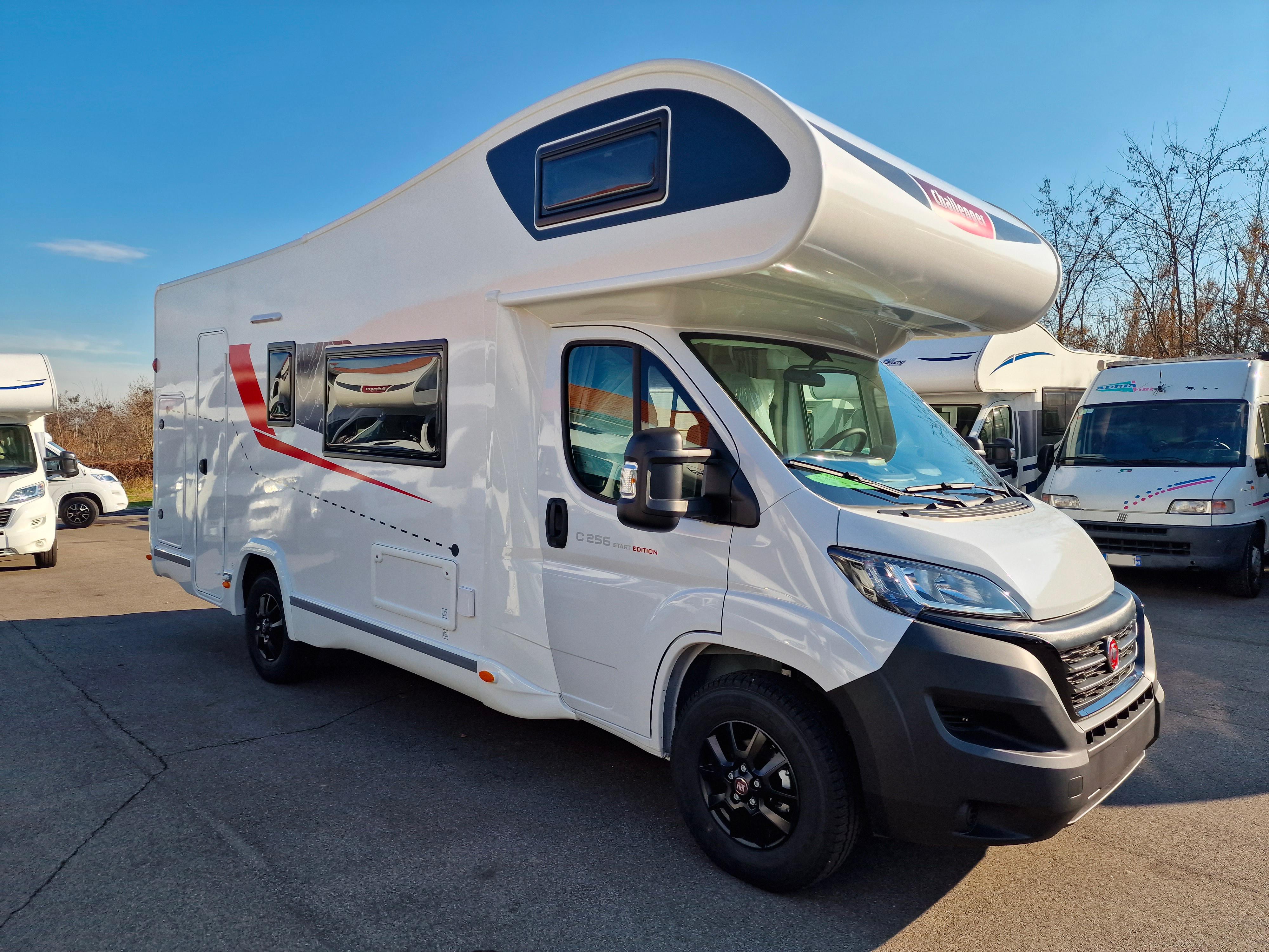 Camper Nuovo Mansardato Challenger C256 2023 Monzacamper Monza ...