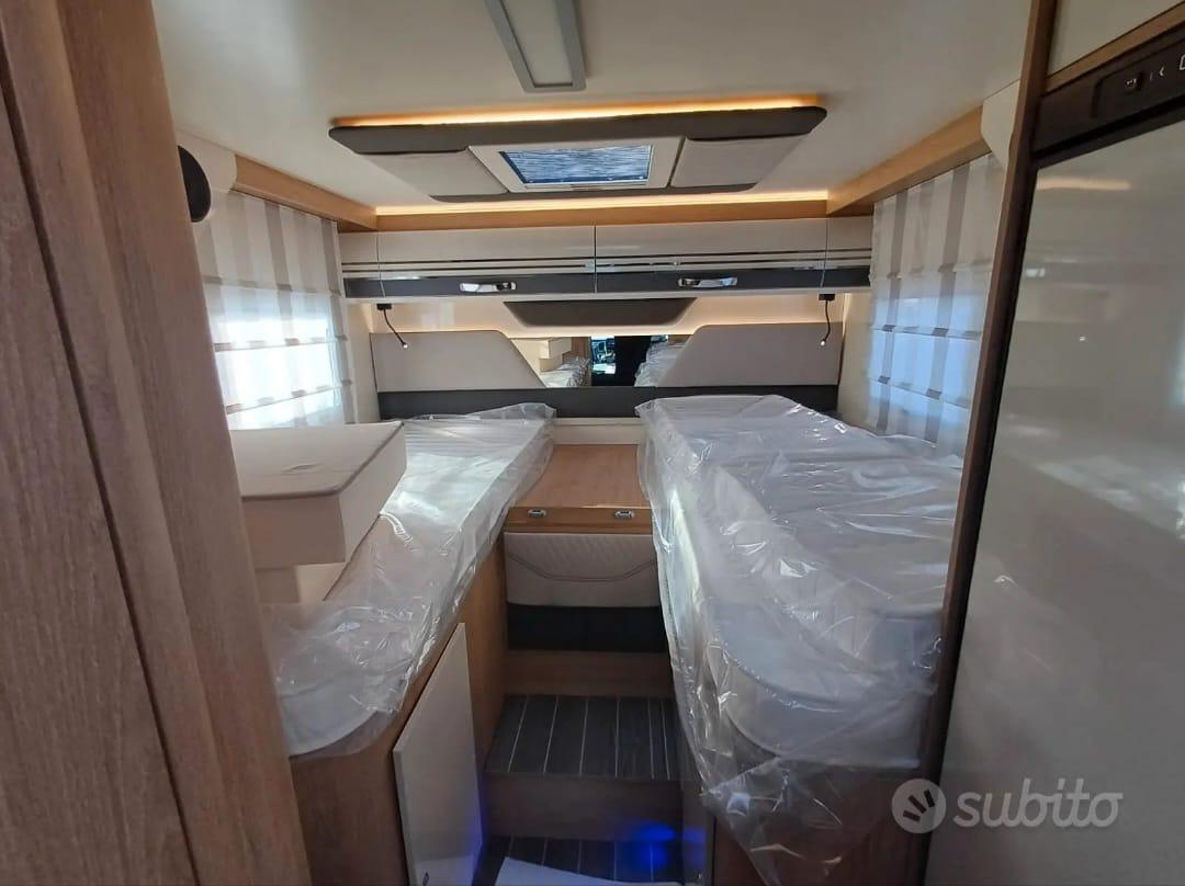 Camper Nuovo Semintegrale Roller Team 285 tl 2023 Auto Village ...