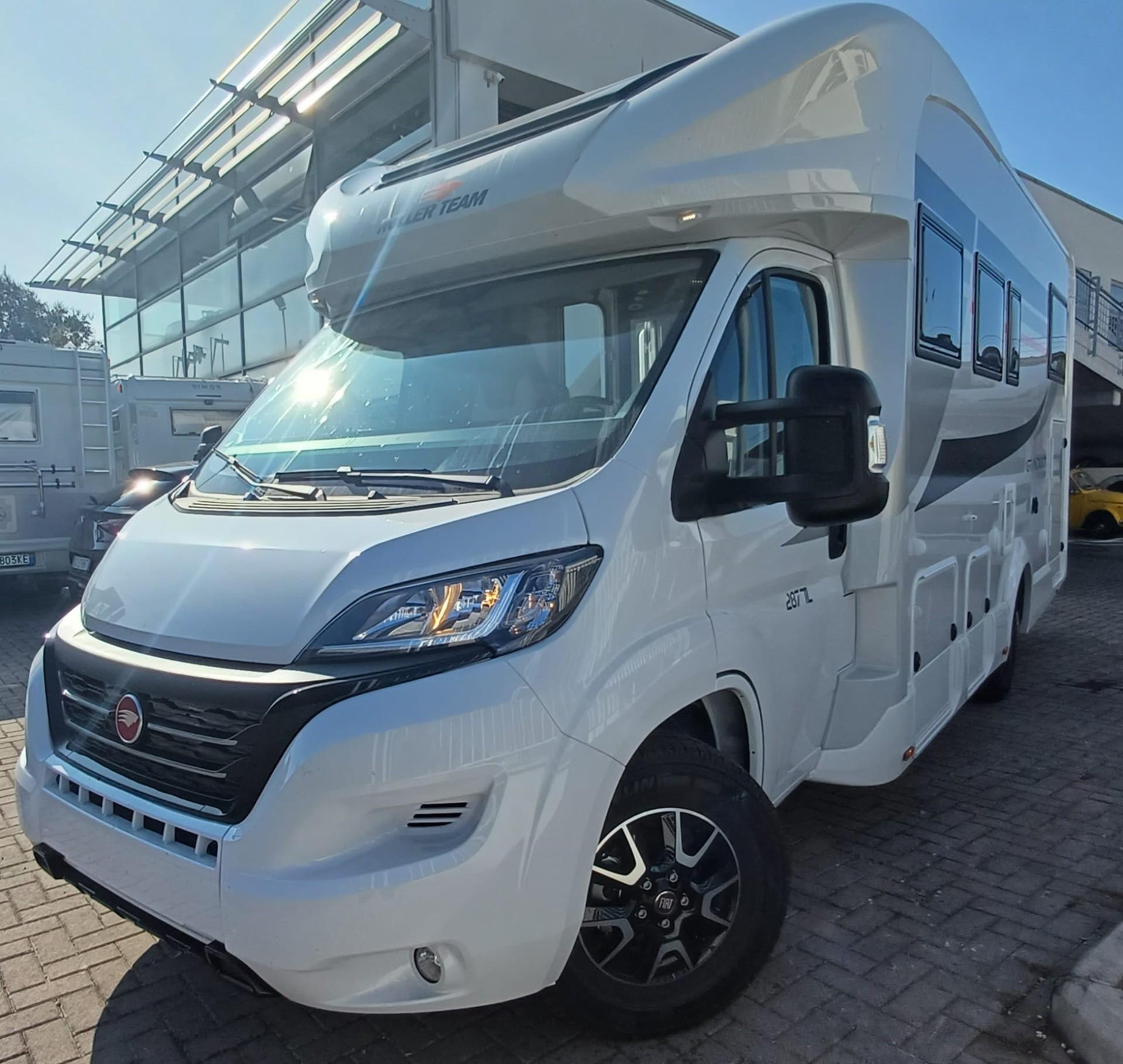 Camper Nuovo Semintegrale Roller Team GRANDUCA 287 TL Auto Village ...