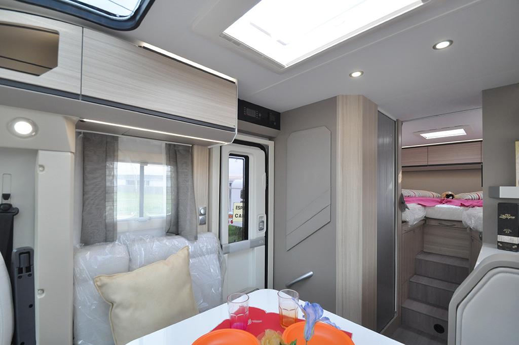 Camper Nuovo Semintegrale Adria Compact DL Linea 80 Campalto | CamperOnLine