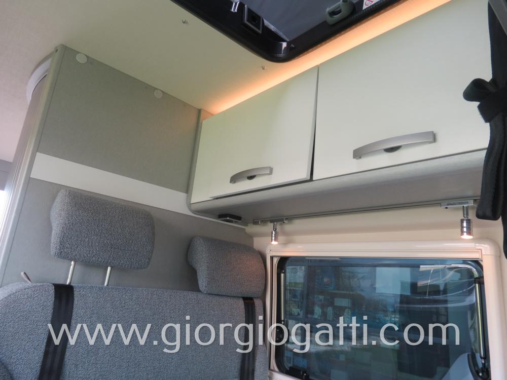Camper Nuovo Van, furgonato Hymer FREE 540 BLUE EVOLUTION CON TETTO A ...