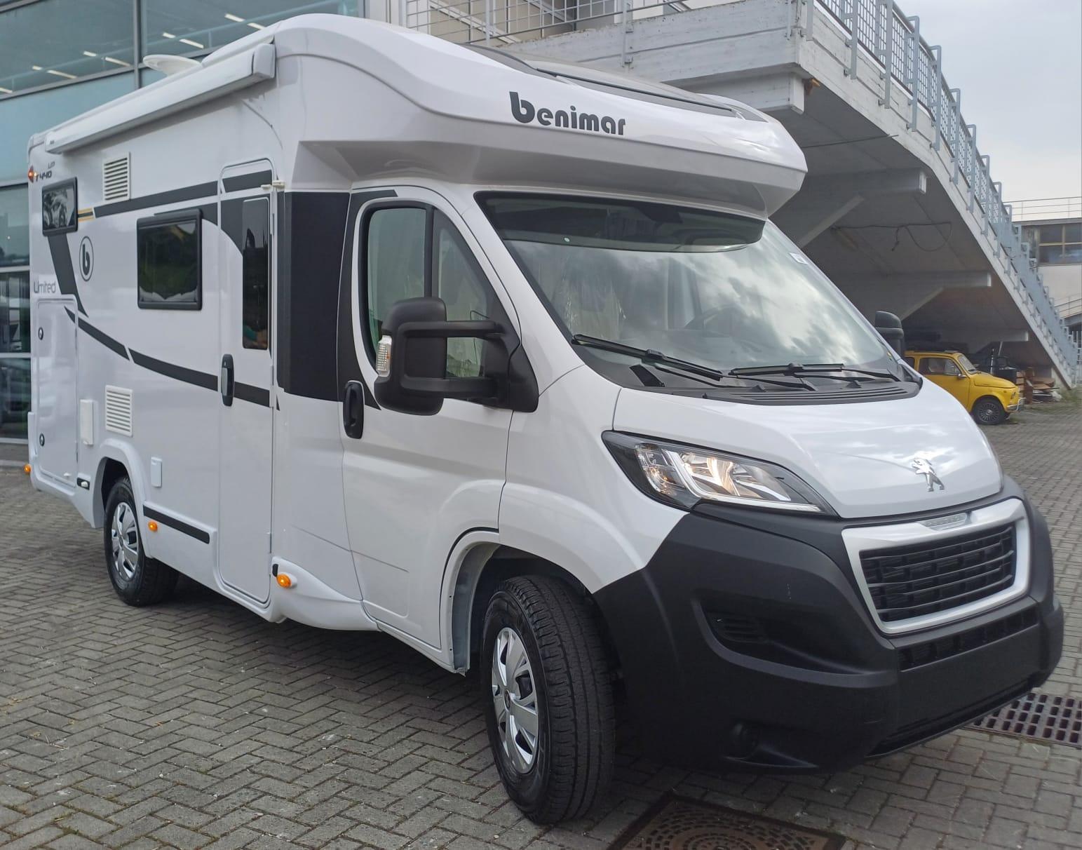 Camper Nuovo Semintegrale Benimar tessoro 440 up Auto Village ...