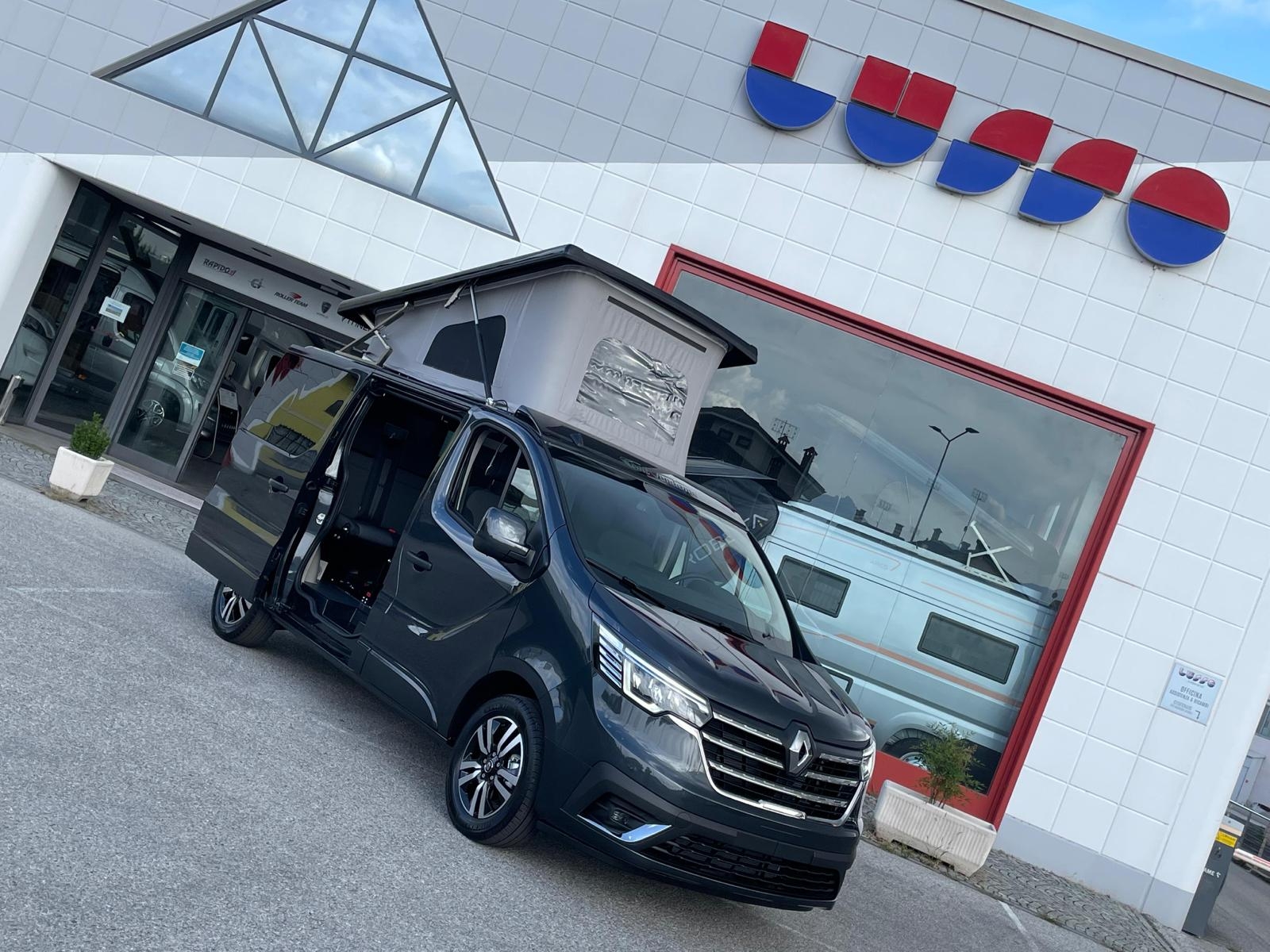 Camper Autocaravan Motorhome Caravan Nuovi - Lusso Caravan