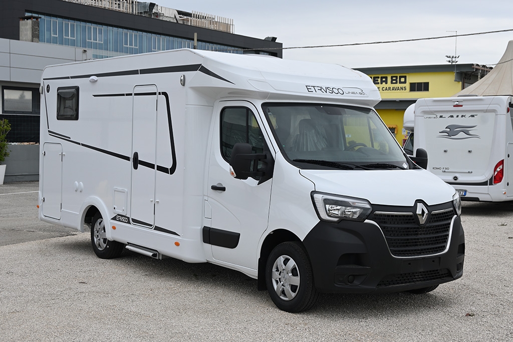 Camper Nuovo Semintegrale Etrusco T 6.9 SR Linea 80 Campalto | CamperOnLine