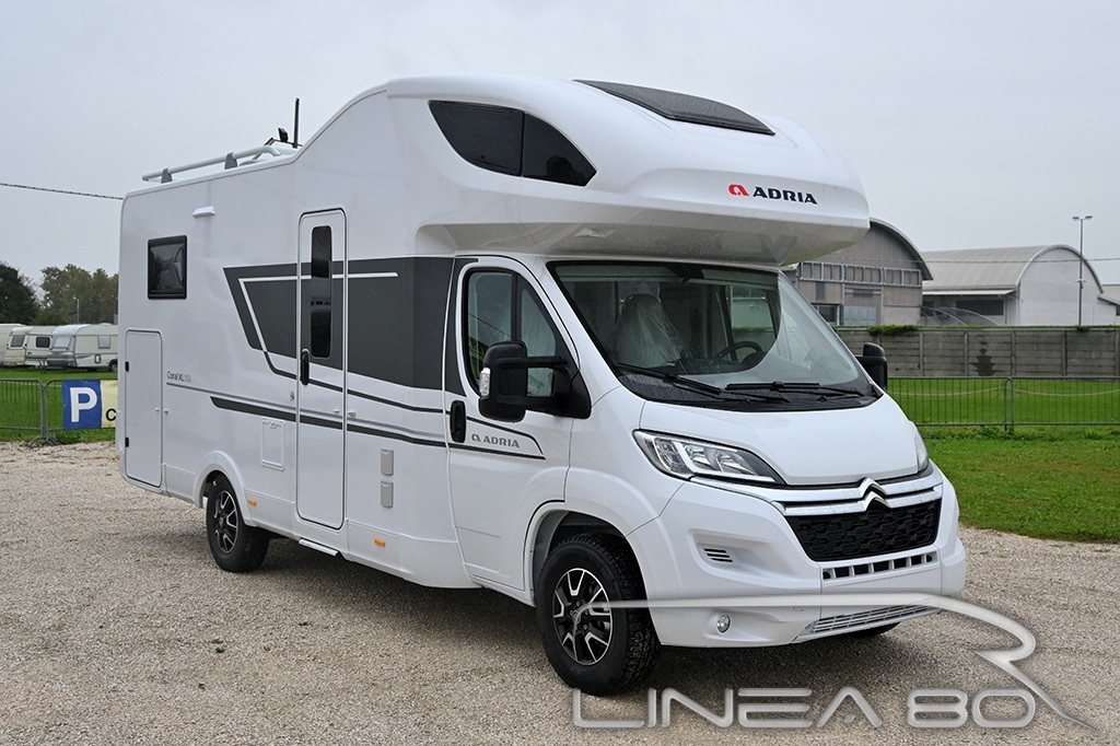 Camper Nuovo Mansardato Adria Coral XL Axess 660 SL Linea 80 Campalto | CamperOnLine