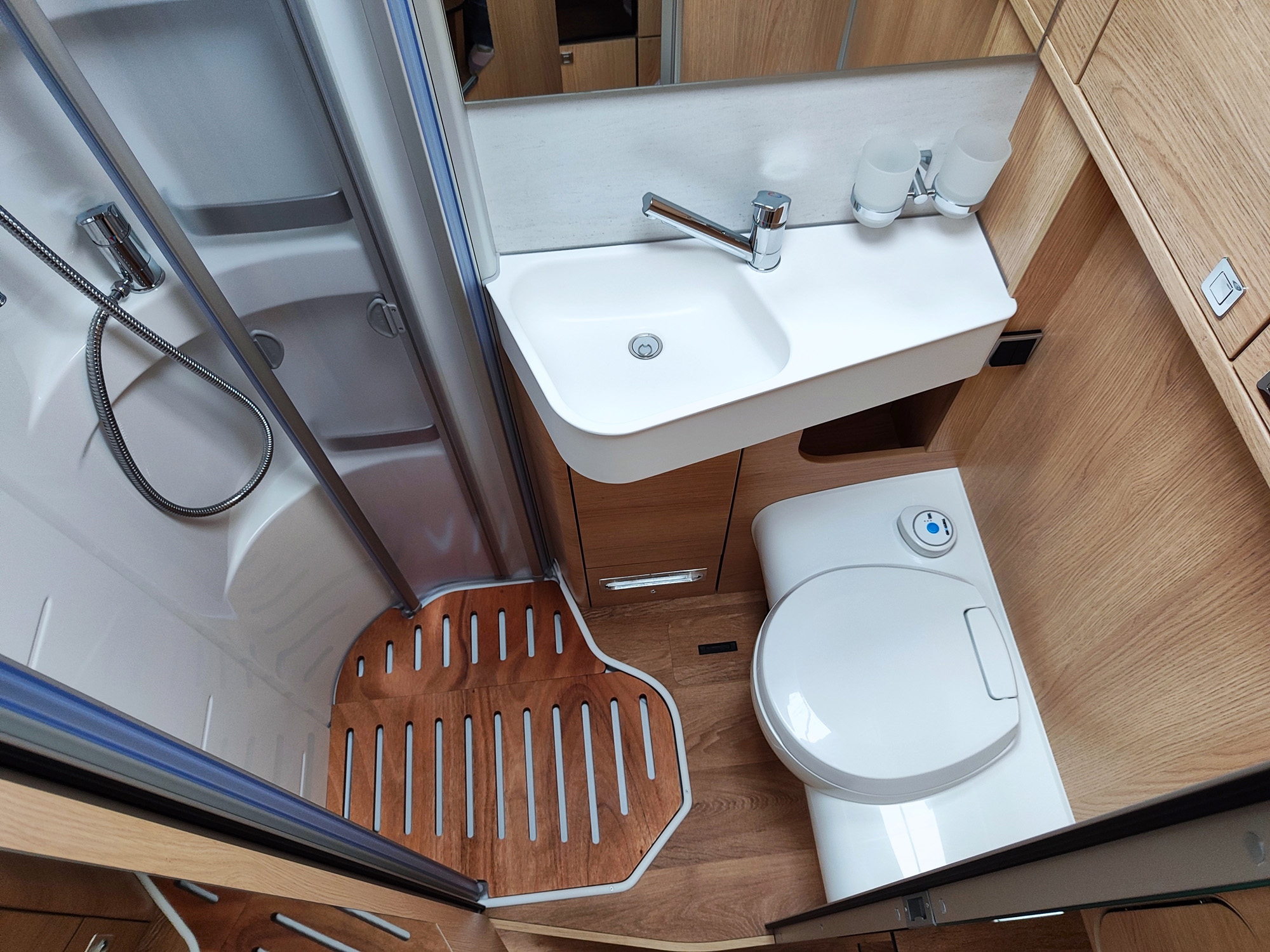 Camper Usato Motorhome Hymer BMC-I 550 Whiteline 2024 VR Camper Druento ...