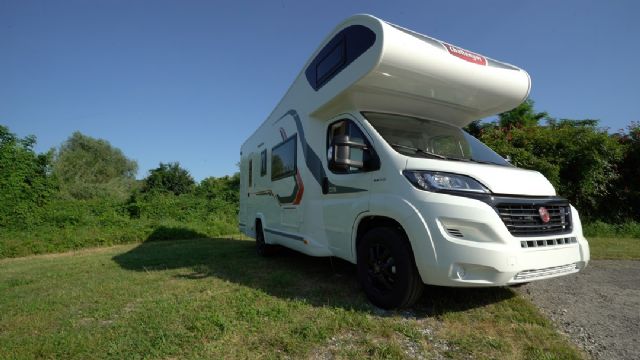 Camper Nuovo Mansardato Challenger C256 Monzacamper Monza | CamperOnLine