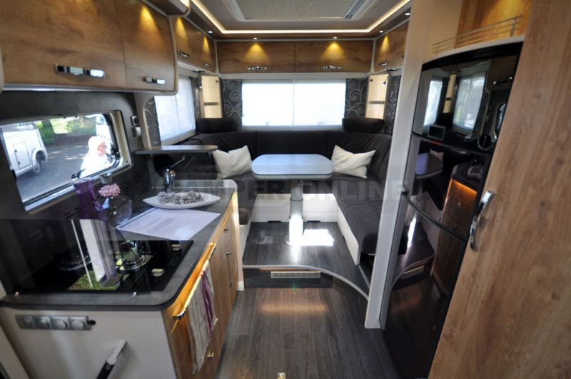 Frankia a 840 plus - Listino camper nuovi e veicoli ricreazionali su ...