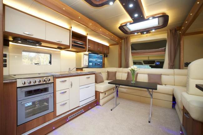 L'Emotion di RS Motorhomes non passa inosservato | CamperOnLine