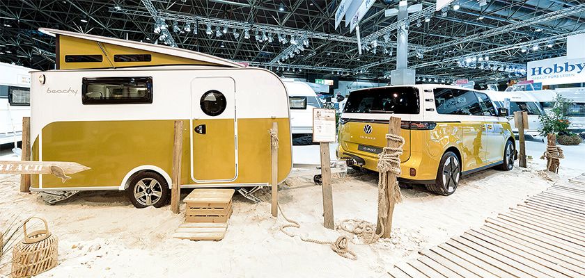 Hobby presenta la novità Maxia Van e il concept caravan Beachy Air ...